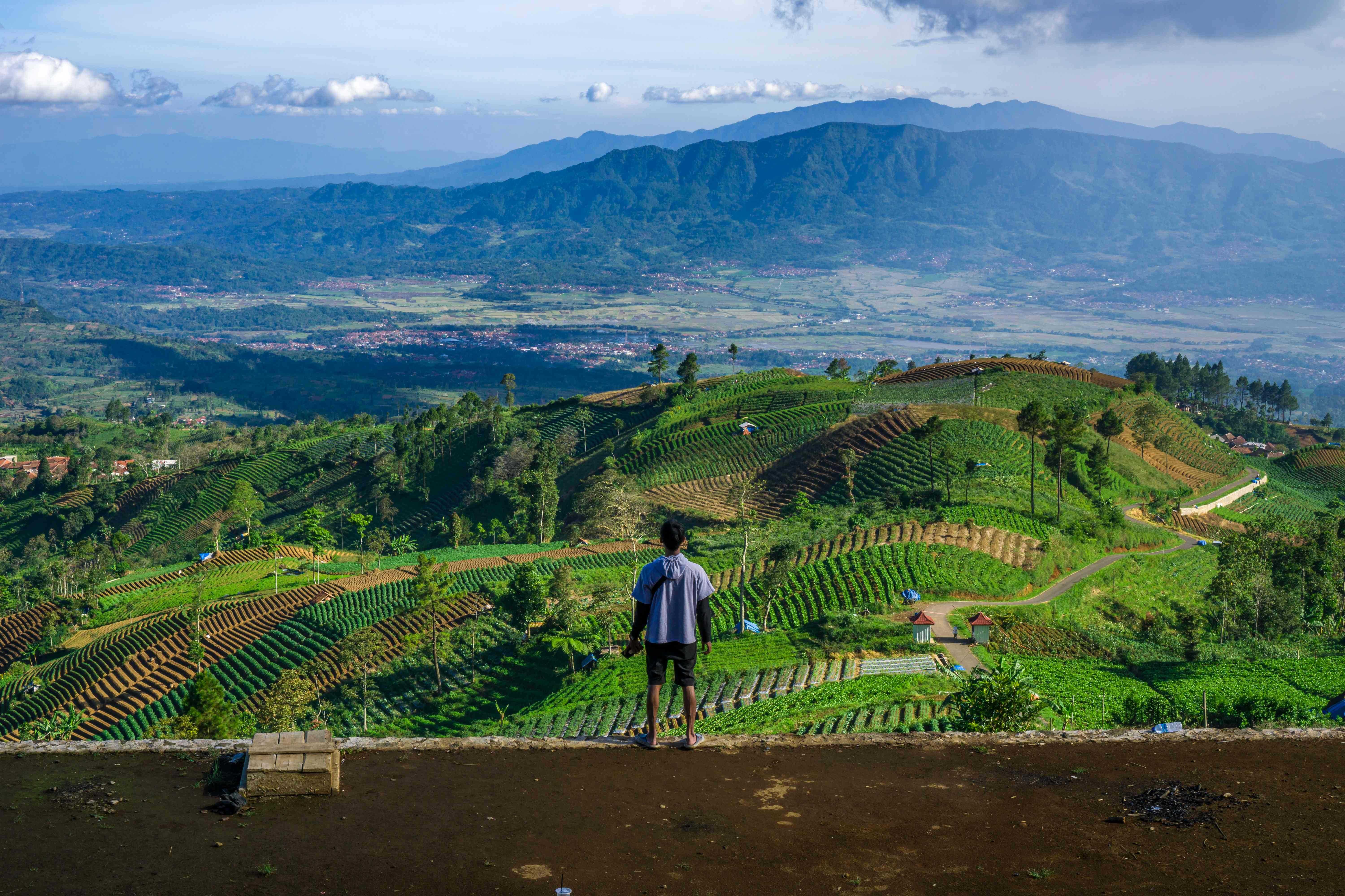 Jadi Destinasi Wisata Menarik, Inilah Sejarah Garut Sang Kota Intan ...