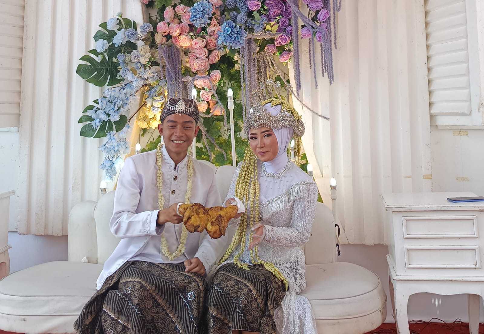 17 Tradisi Pernikahan Adat Sunda yang Penuh Nilai dan Makna | Infogarut.id