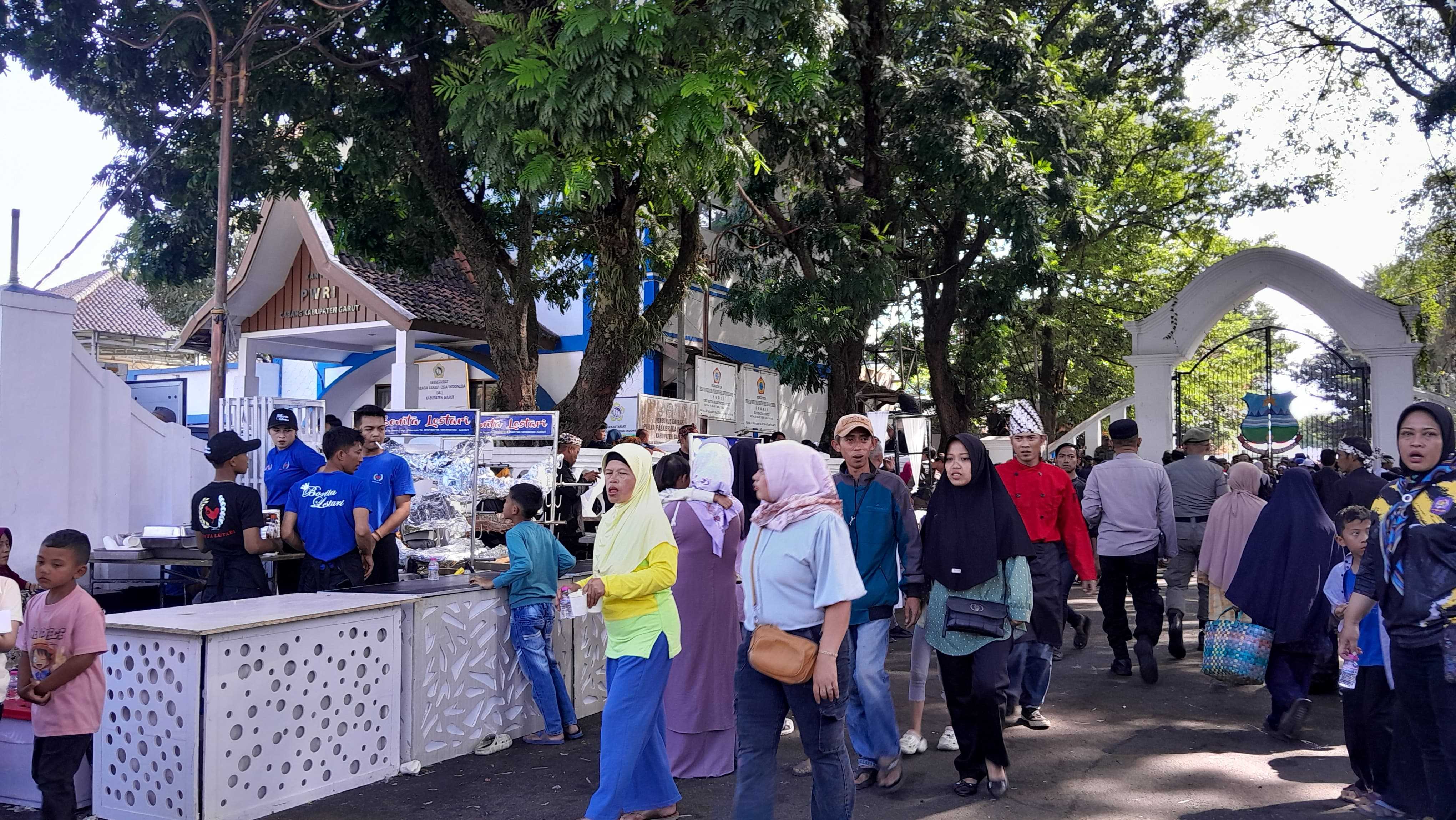 Tiga Warga Meninggal Dunia di Pesta Rakyat Pernikahan Wabup Putri dan ...