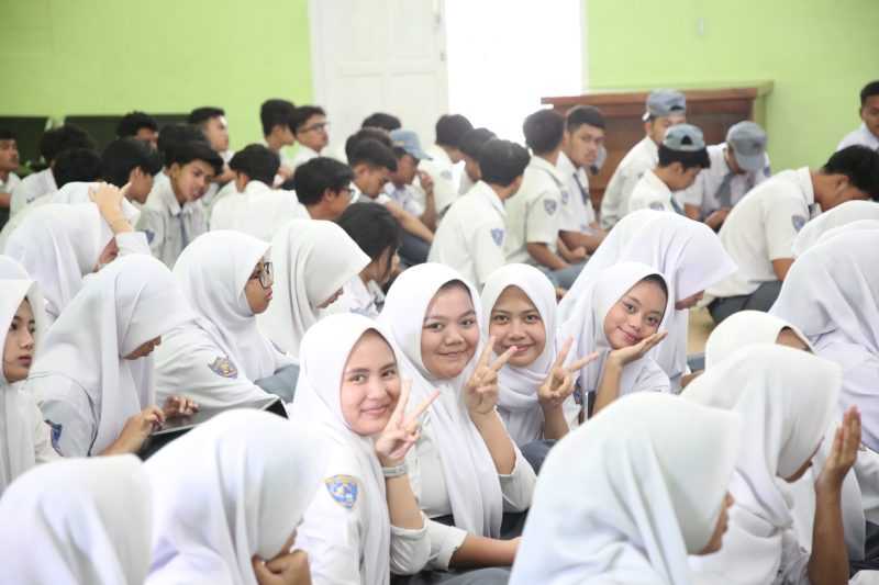 Ciptakan Generasi Melek Teknologi, Garut Hebat Super App Dikenalkan ke ...